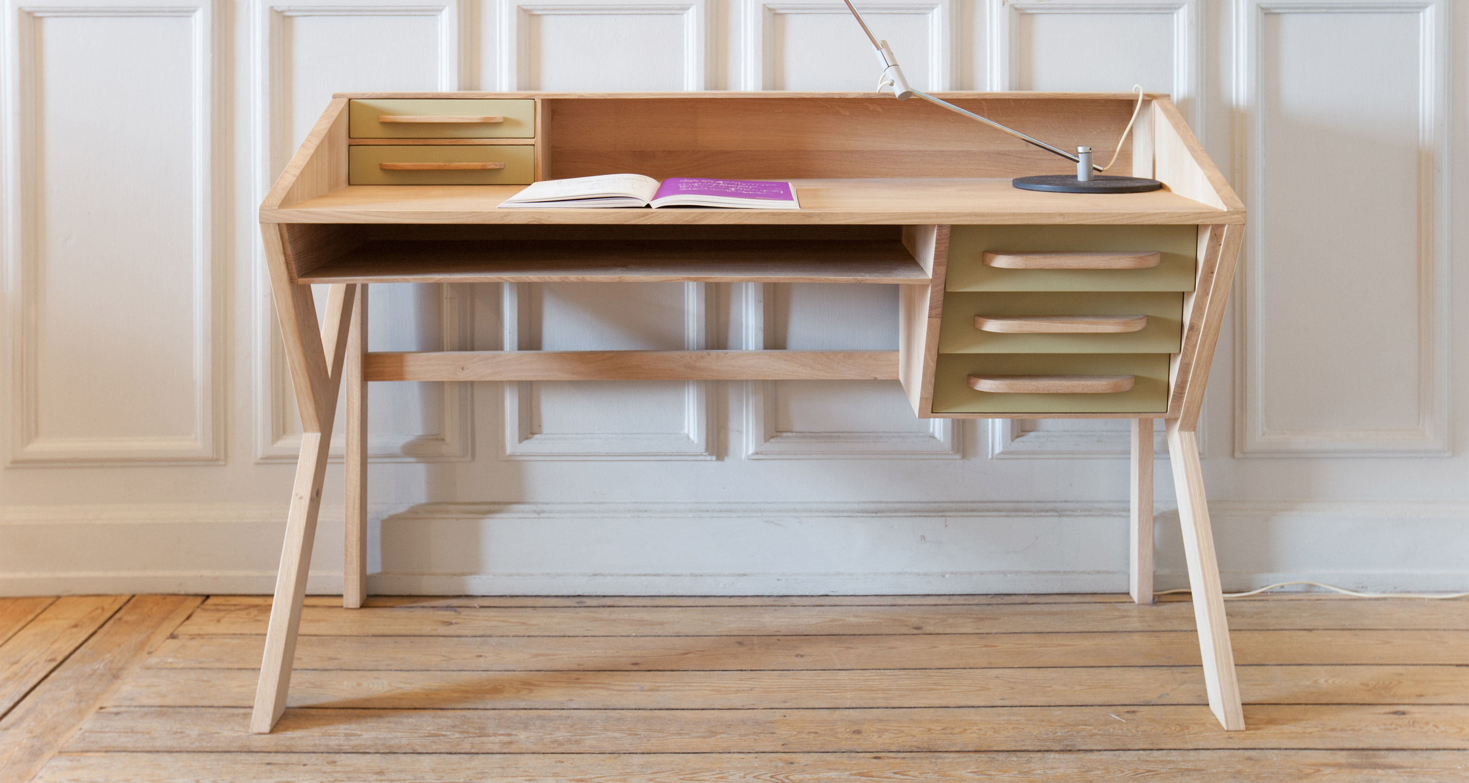 Marius Origami Desk | Ethnicraft | Rypen