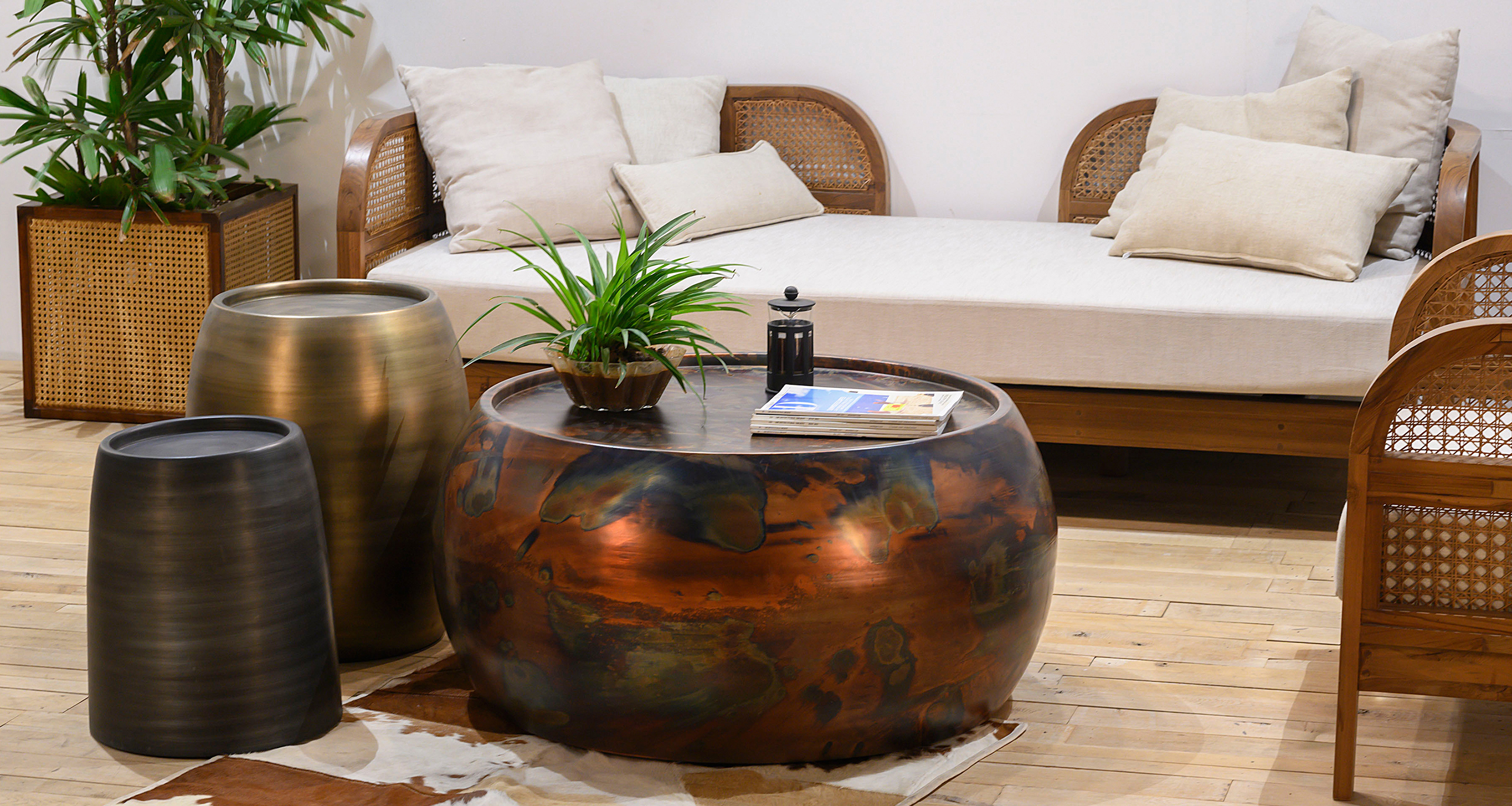 Pebble Coffee Table | Union Home Furniture | Rypen