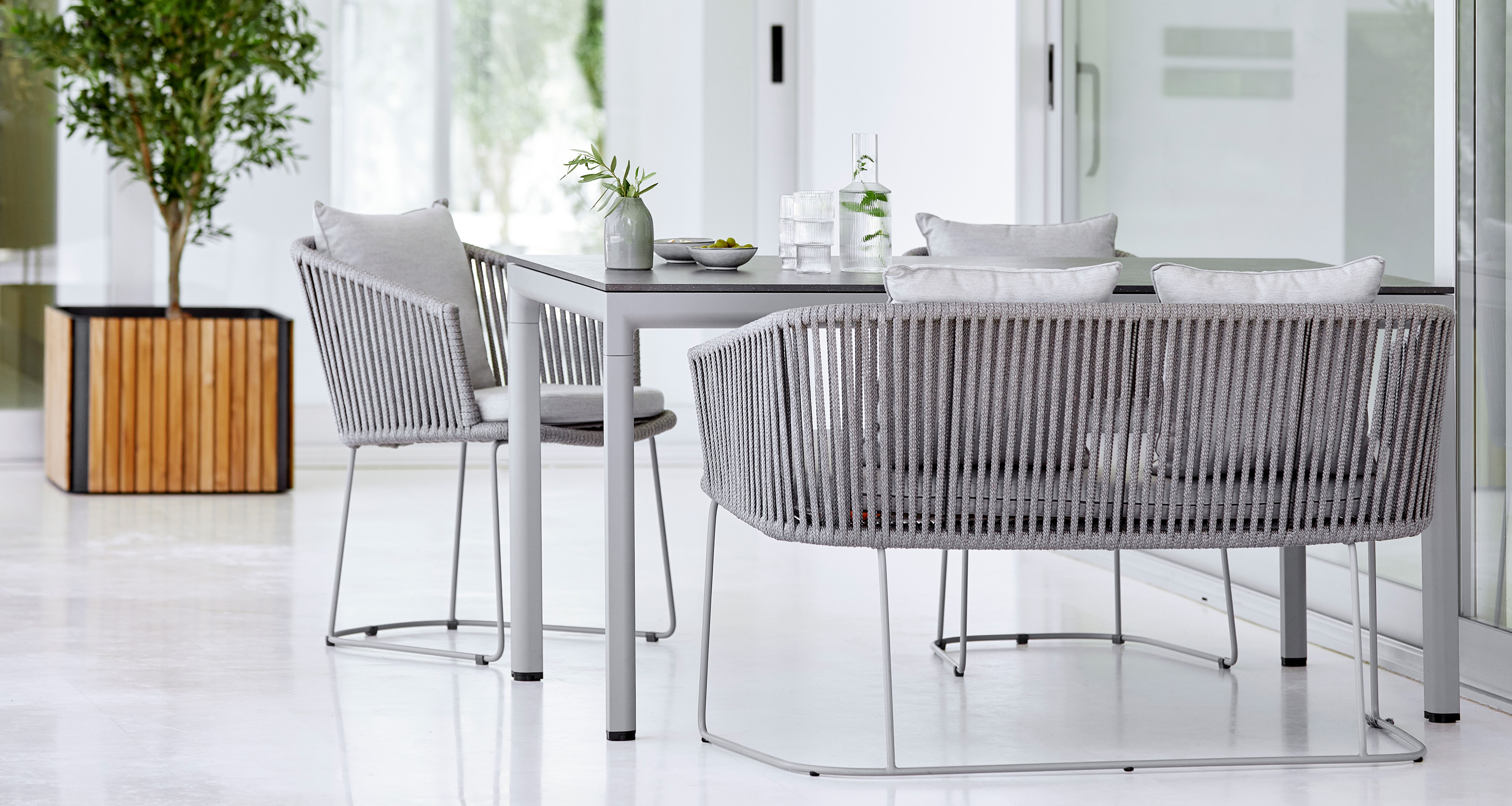 Moments Dining Bench | Cane-line | Rypen