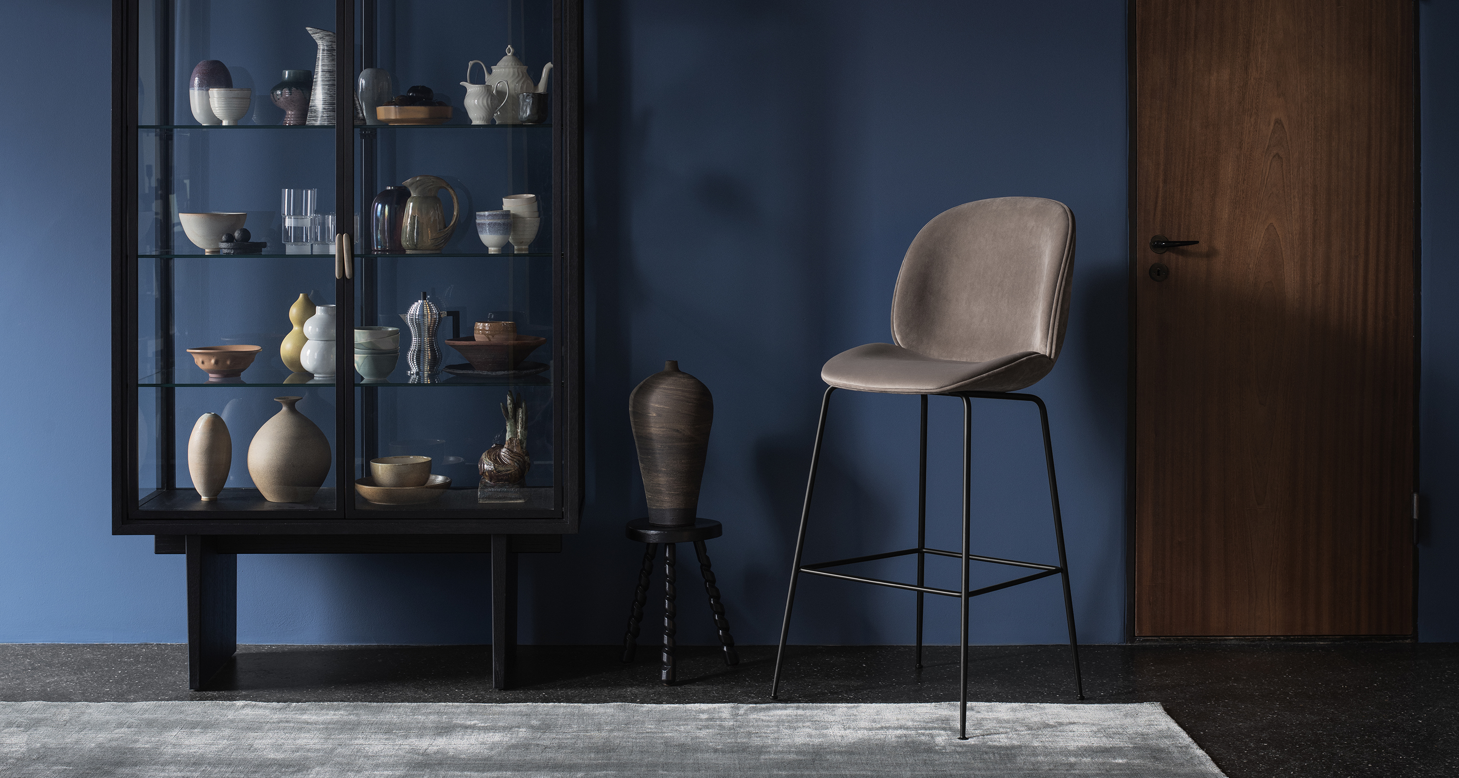 Beetle Counter Chair - Fully Upholstered, Conic Base | Gubi | Rypen